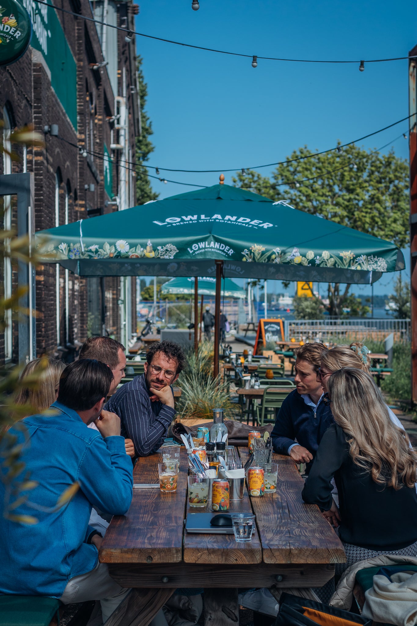 Agenda - Lowlander Botanical Bar & Restaurant